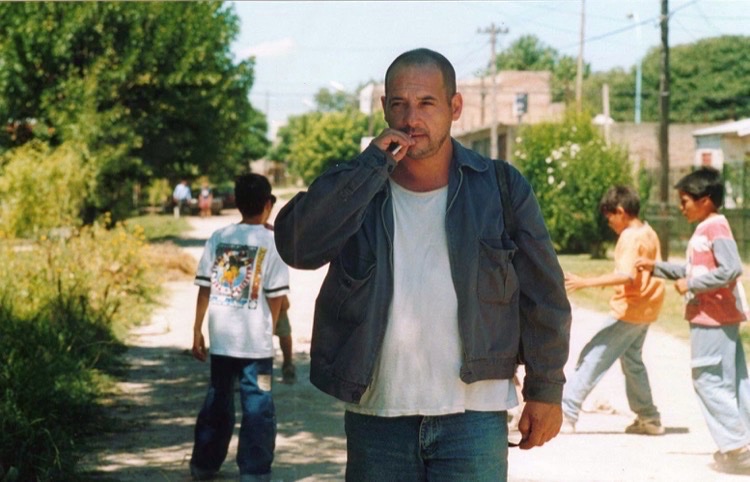 Llega “Un oso rojo” a la Biblioteca Central de la Provincia - En Provincia